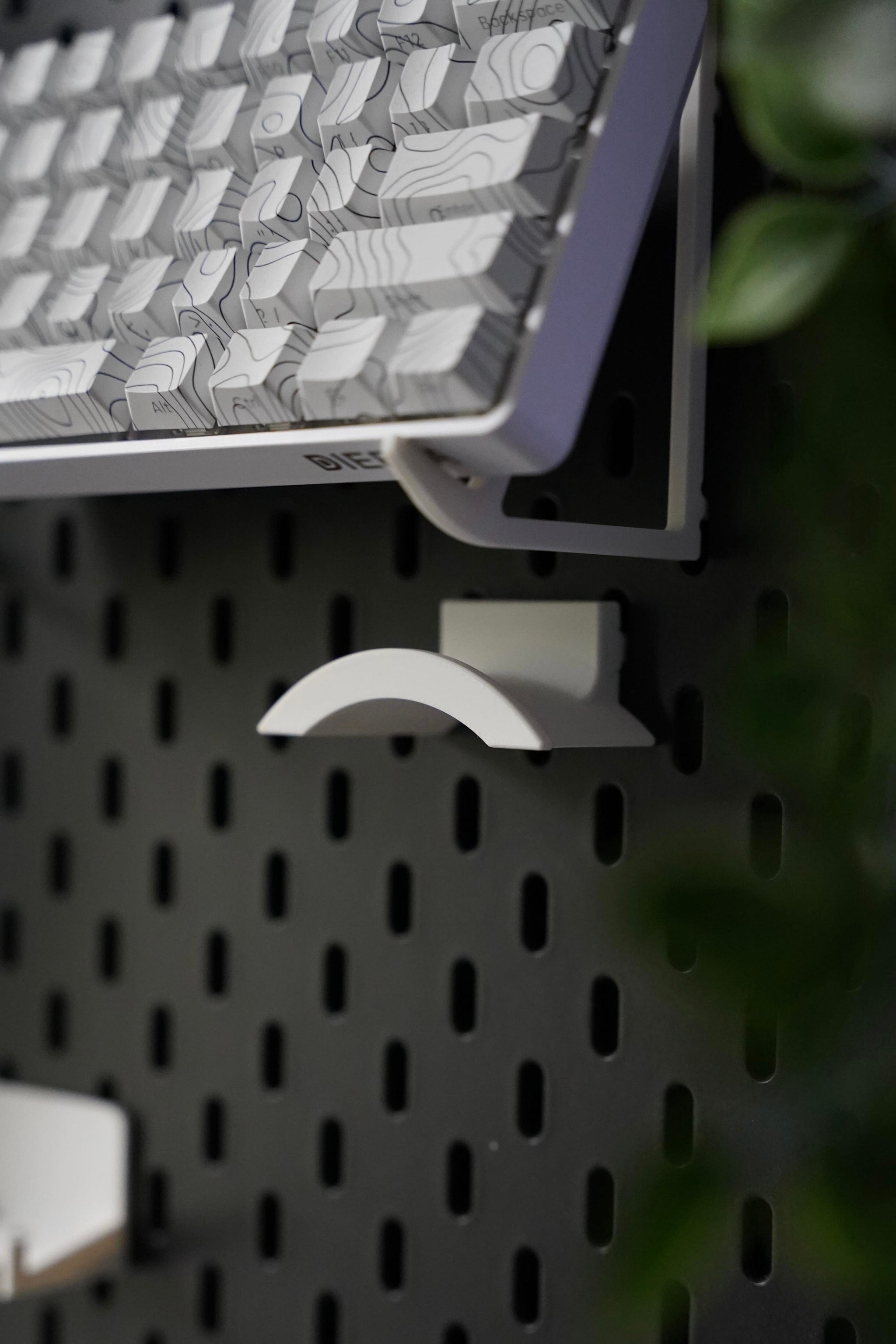 Headset Mount IKEA® Skadis - ElevatePrint3D